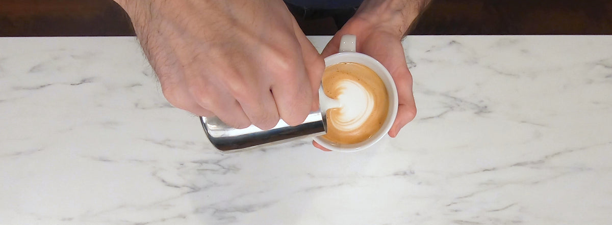 Beginner's Guide to Latte Art – Whole Latte Love