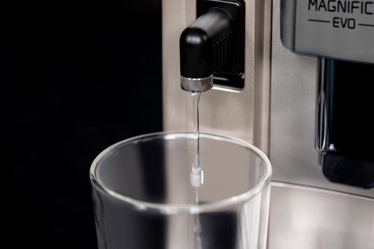 De'Longhi Magnifica Evo Espresso Machines Review – Whole Latte Love